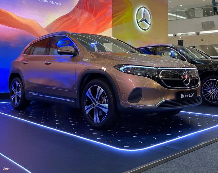 Mercedes-Benz Luncurkan Mobil Listrik 7-Seater Pertama di Indonesia