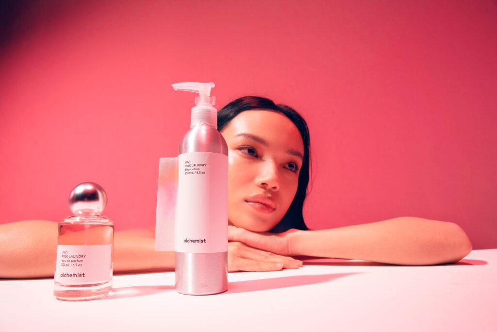 Alchemist Rilis Body Lotion Lewat Konser Multisensori